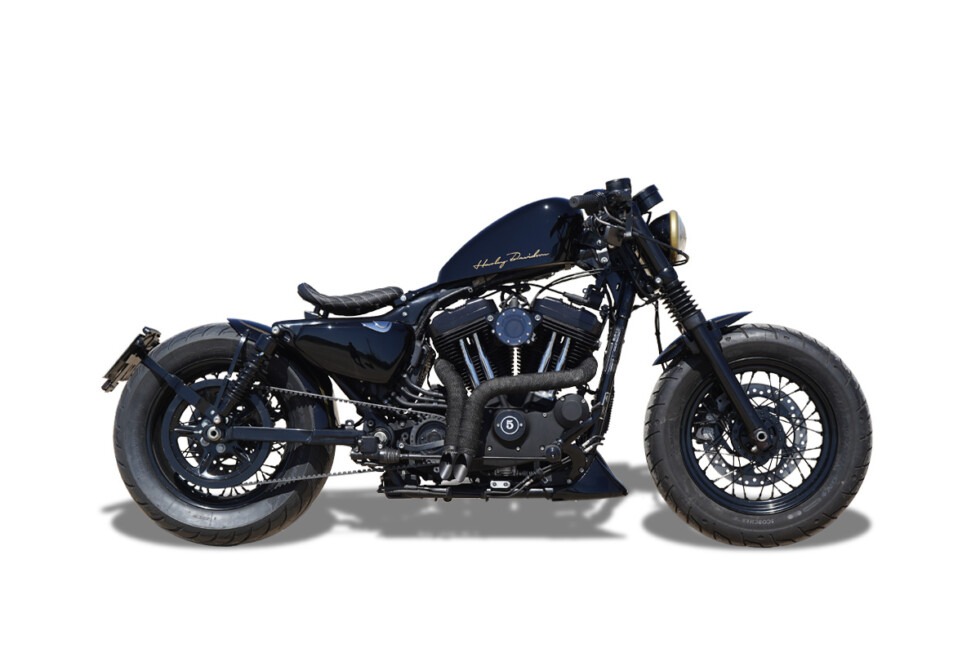 SPORTSTER BOBBER GOLDBLACK | Lord Drake Kustoms